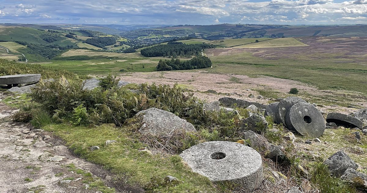 Hollin Bank, Stanage (Derby) - Ramblers